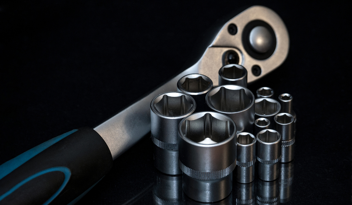 How To Use A Socket Wrench Tips On Changing Sockets DIY All Day How To Use A Socket Wrench Tips On Changing Sockets DIY All Day