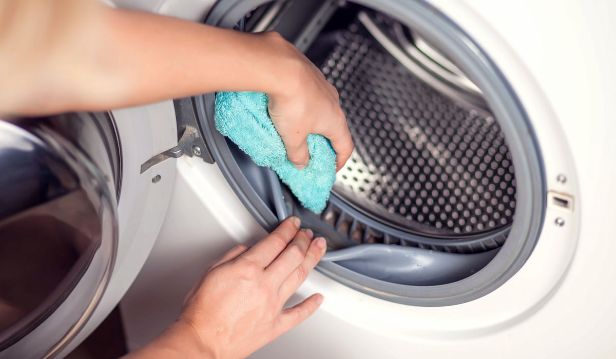 Tips For Cleaning Your Front-Loading Washing Machine - DIY All Day