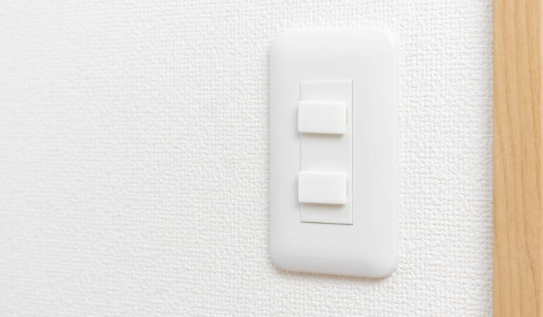 Vertical vs. Horizontal Kitchen Outlets—Which Is Best? - DIY All Day