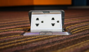 Vertical vs. Horizontal Kitchen Outlets—Which Is Best? - DIY All Day