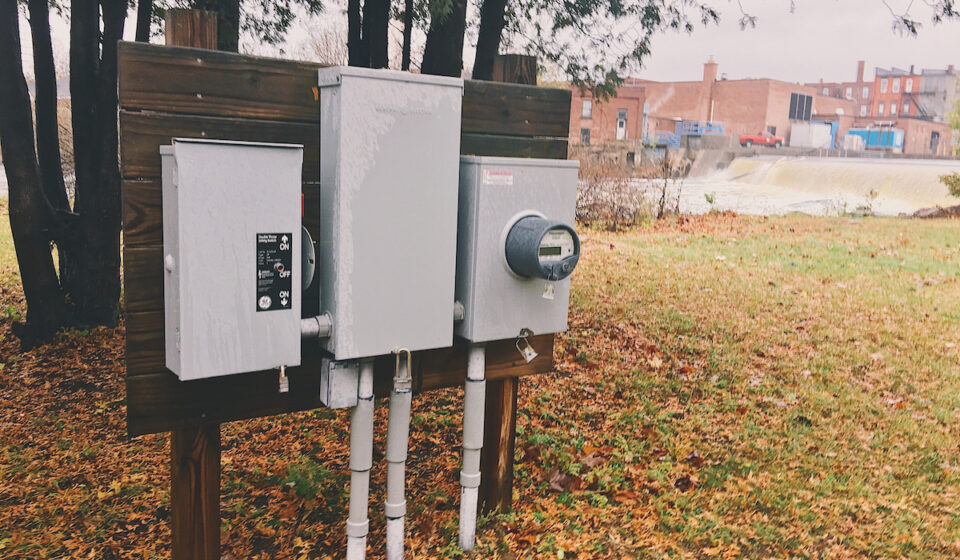 What Is a Split Bus Panel? - DIY All Day